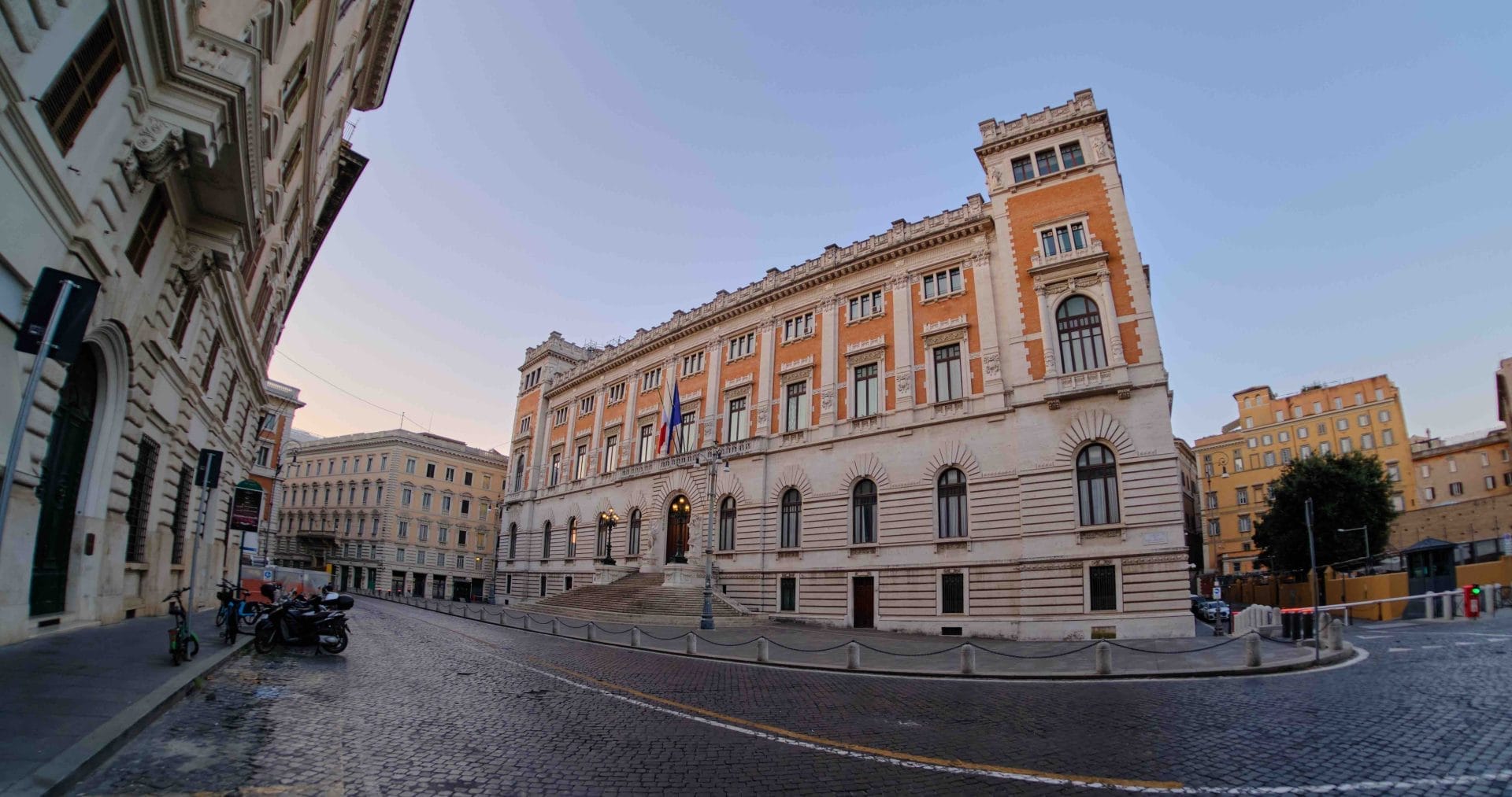 Corinthia, primo hotel in Italia: aprirà in Piazza del Parlamento a ...
